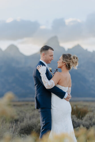 Wedding Tree Elopement for Faith + Tate | Foxtails Photography