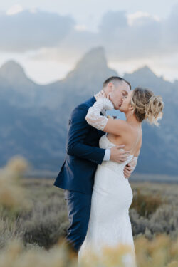 Wedding Tree Elopement for Faith + Tate | Foxtails Photography